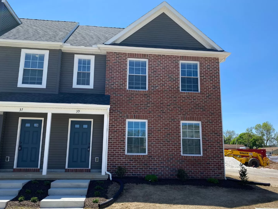 Home [hawkstone.managebuilding.com]